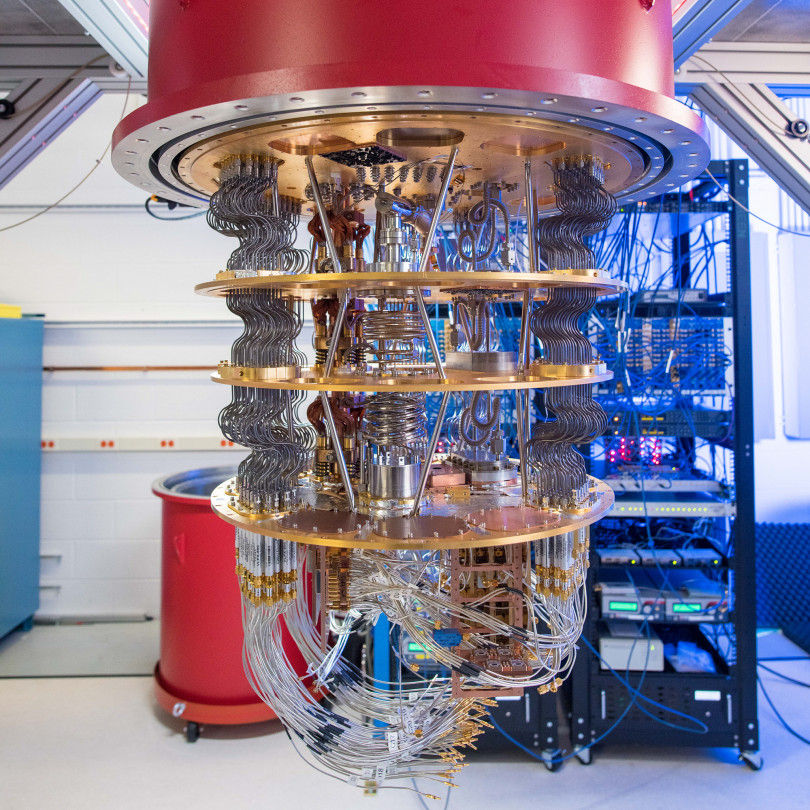 Quantum Computing Explained HOTBUTTON SOLUTION Quantum Computing Explained HOTBUTTON SOLUTION